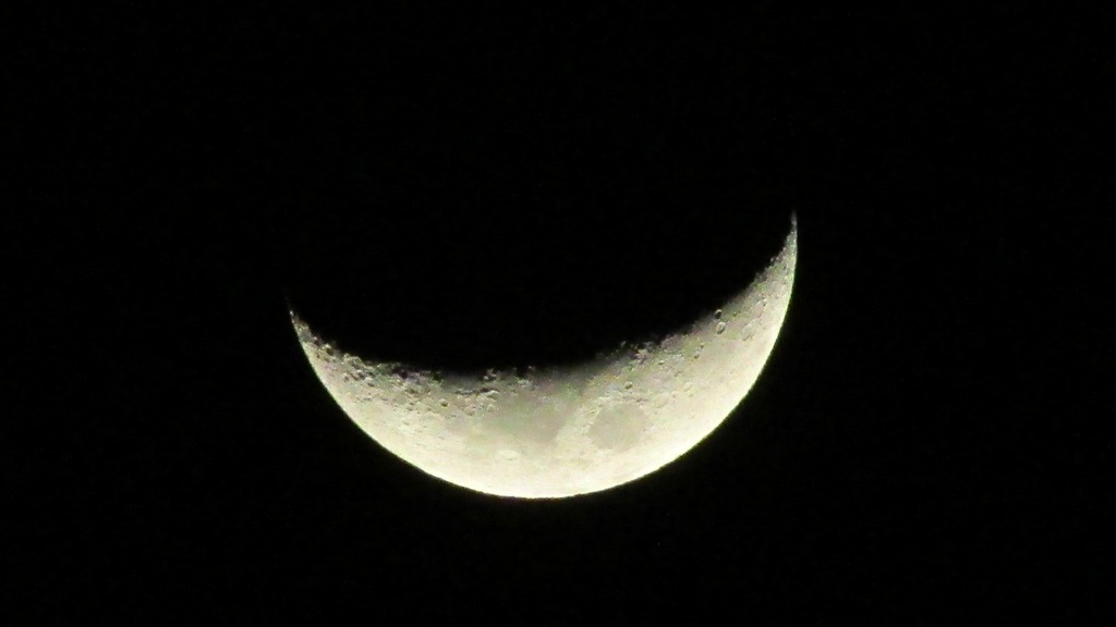 Photo: Crescent Moon | photosbyarvin