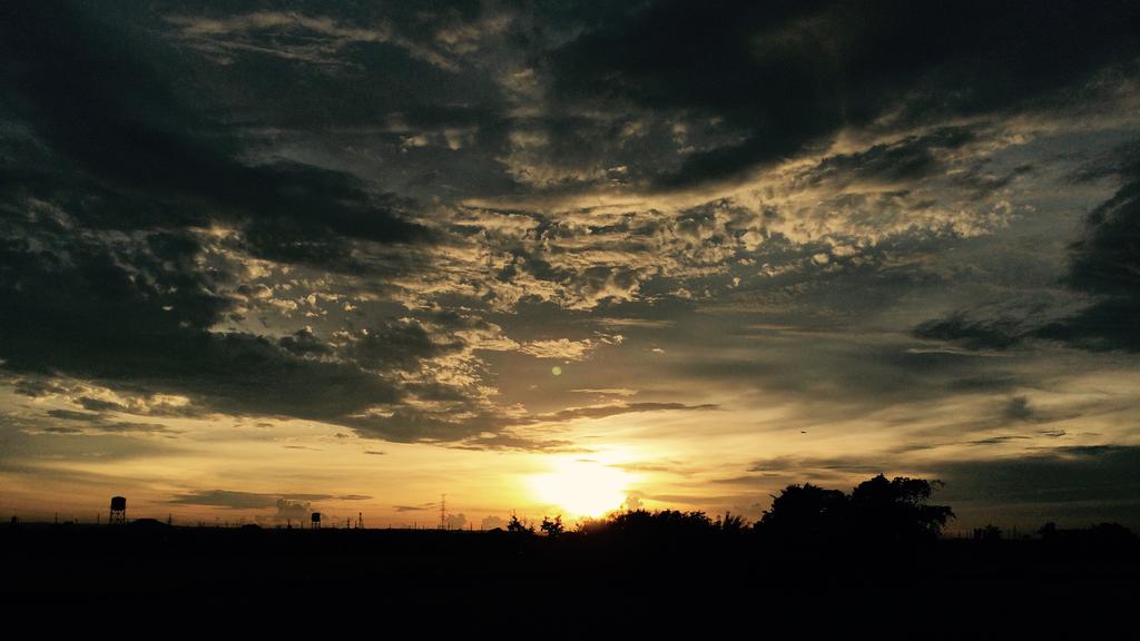 Filtered Sunset II | photosbyarvin