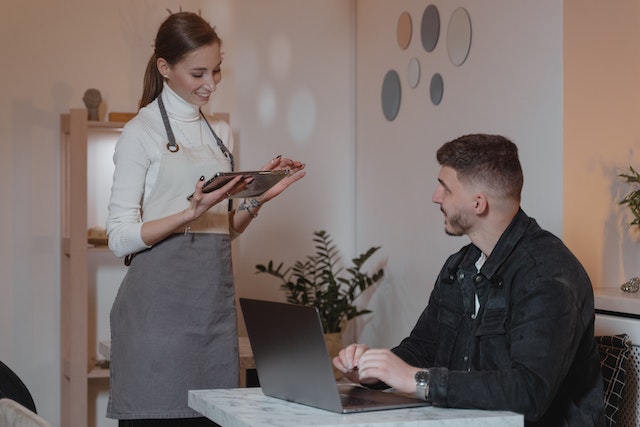Restaurant Server Test: Pre-Screen Job Candidates Fast