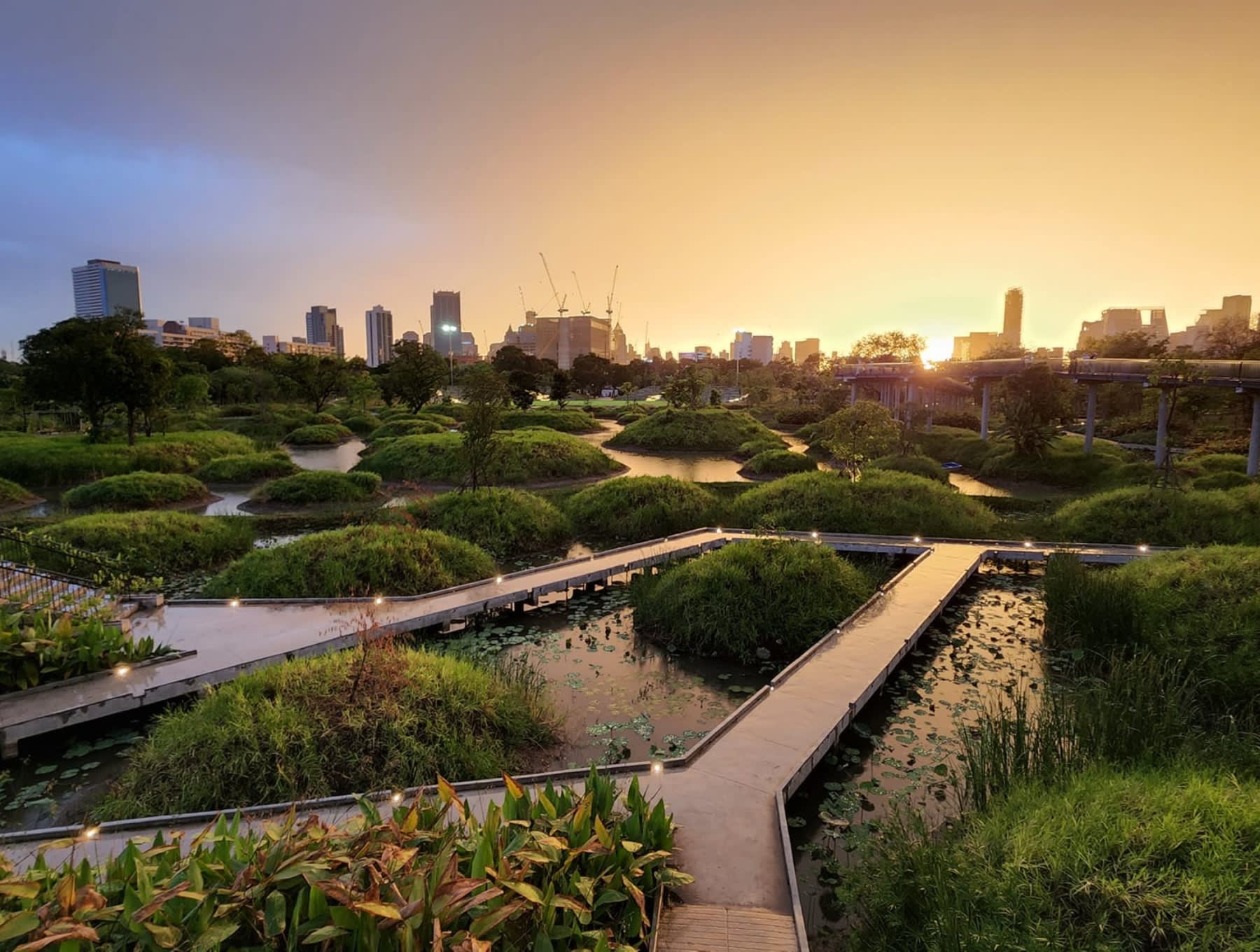 Benjakitti Park Bangkok | 137 Pillars Suites & Residences