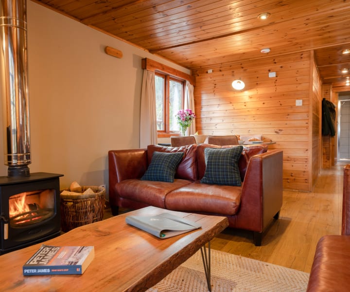 Pet friendly accommodation in Aviemore - Pine Bank Chalets