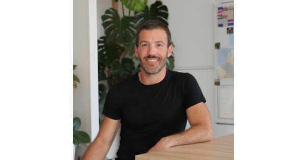 Jonathan Pascual : métier manuel, un retour en force - Les Déviations ...