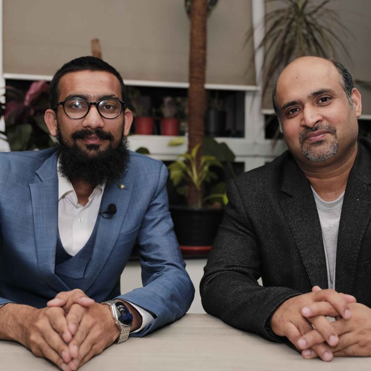 "From Blogger to Millionaire: Gufran Haadi's Guest Posting Journey ...