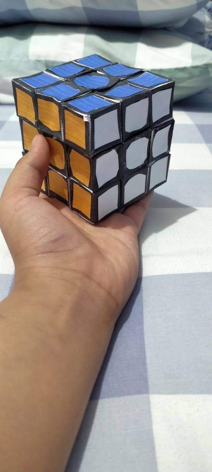Rubix Cube (Static Version) - Pixel Papercraft