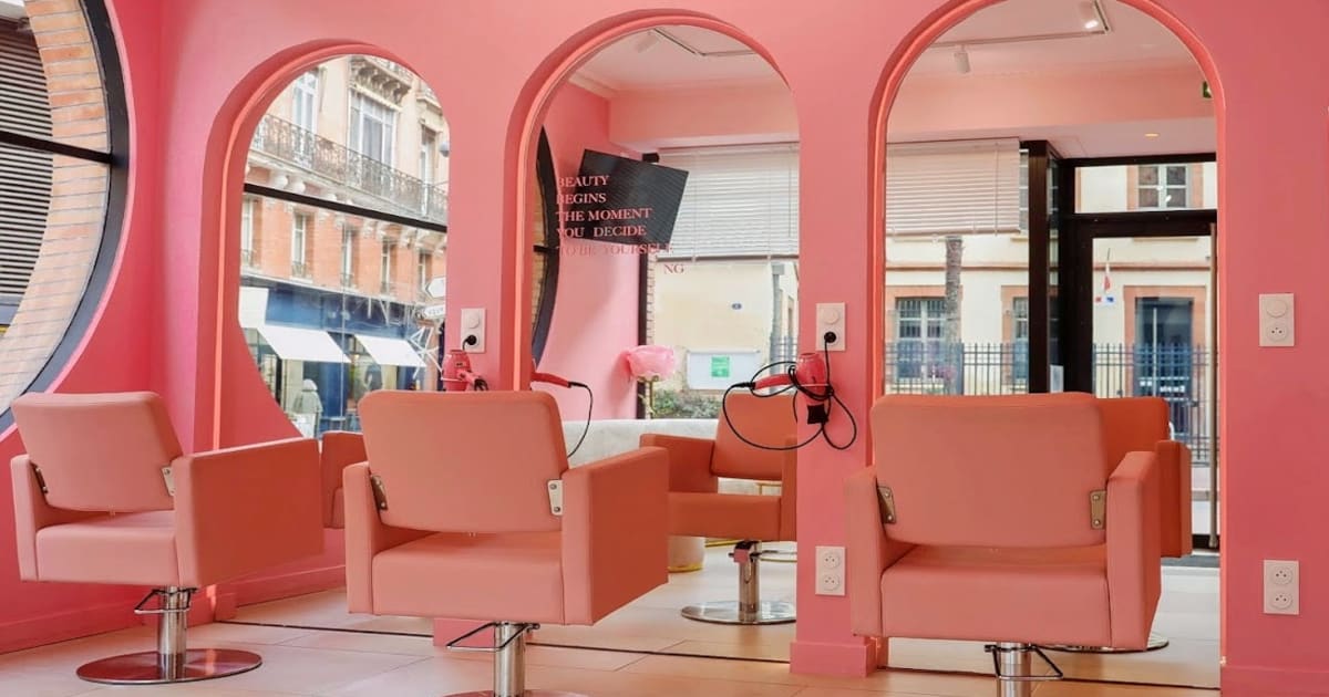 Nadia Glam bar à brushing : coiffeur à Toulouse - Planity
