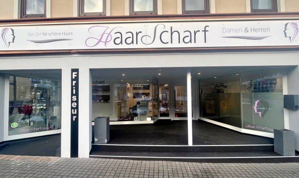 Haarscharf