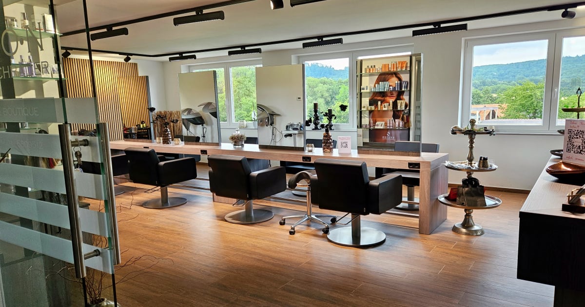 Salon Manee Schrader : Friseur in Schauenburg - Planity