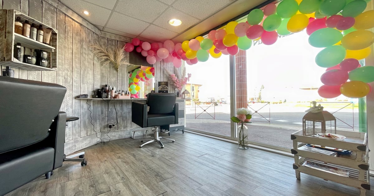 Le Salon de Laura : coiffeur à Cugnaux - Planity