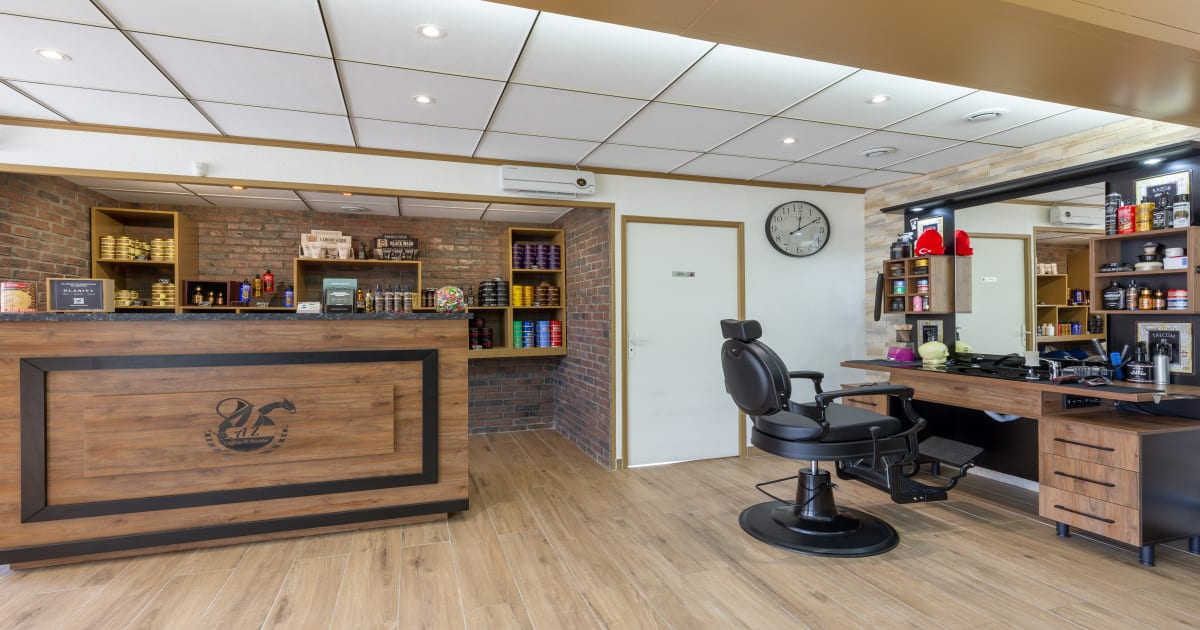 AZ Coiffeur Barbier : coiffeur à Pontarlier - Planity