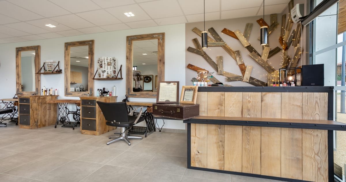 L' hair naturel : coiffeur à Cherveux - Planity