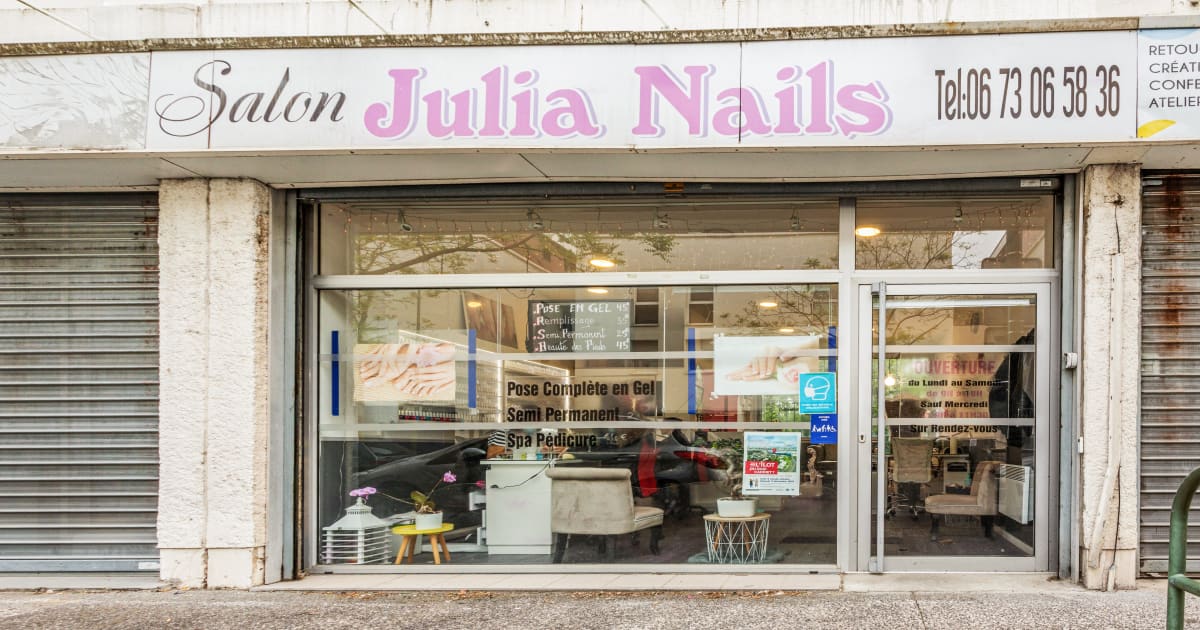 Julia Nails : manucure à Lormont - Planity - RDV en ligne