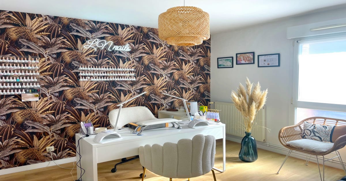 LN nails : manucure à Frelinghien - Planity - RDV en ligne