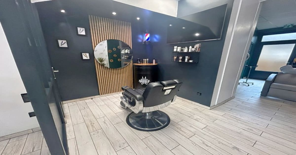 Coupes en Couleurs : coiffeur - Planity - RDV en ligne