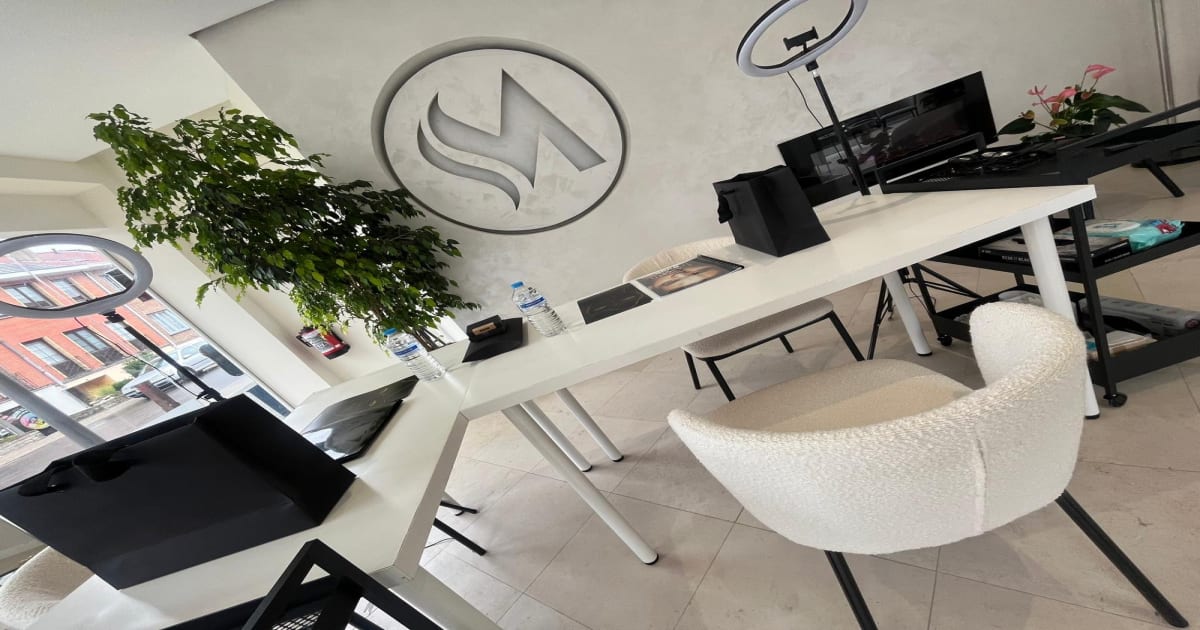 M_Art Studio : institut de beauté à Dilbeek