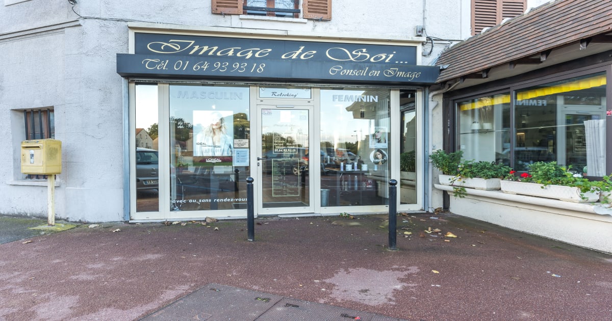 Image de Soi : coiffeur à Le Coudray-Montceaux - Planity