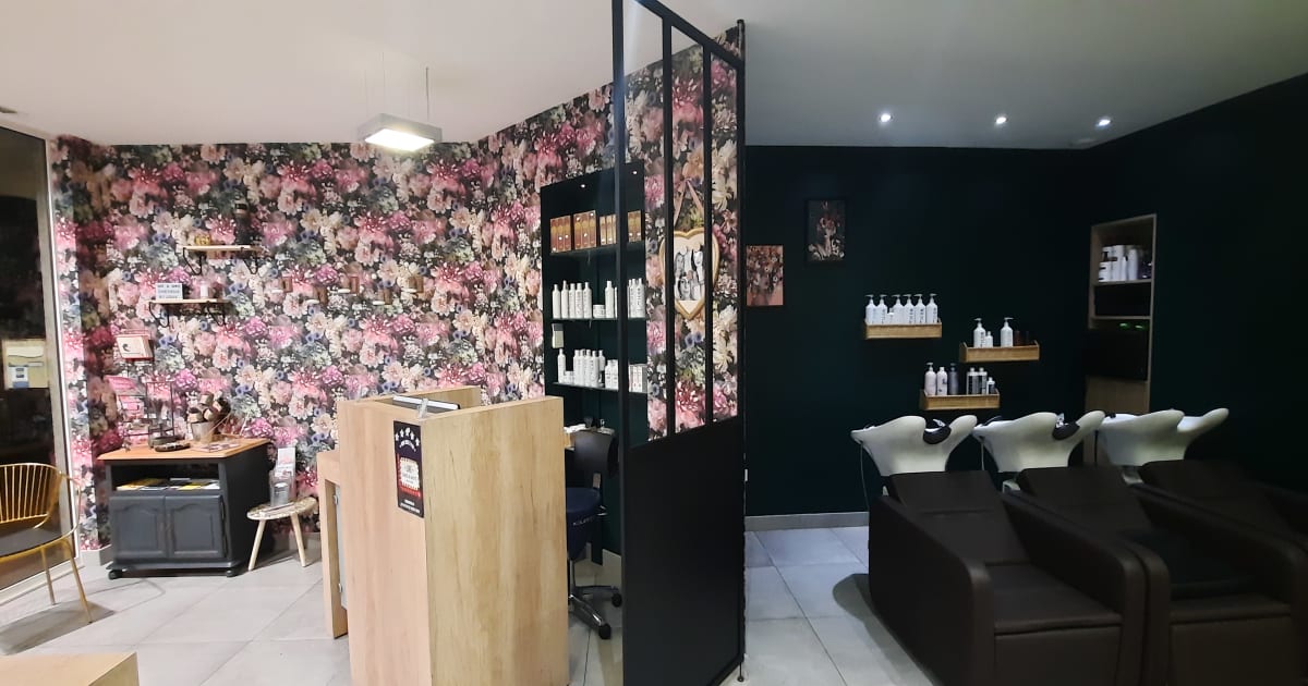 Mr & Mme Cheveux : coiffeur - Planity - RDV en ligne