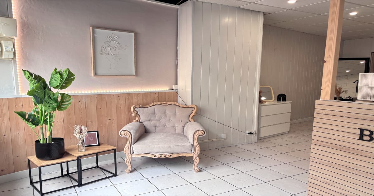 Browlab by Léa : institut de beauté à Abbeville - Planity