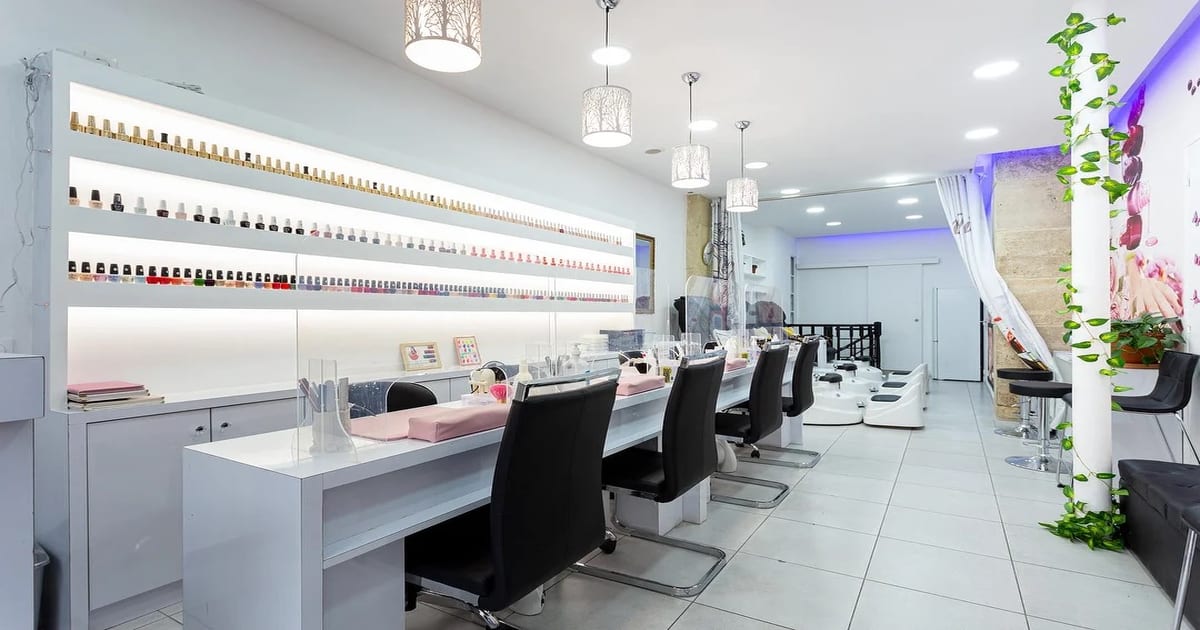 Meet Nails : manucure à Paris 18ème - Planity - RDV en ligne
