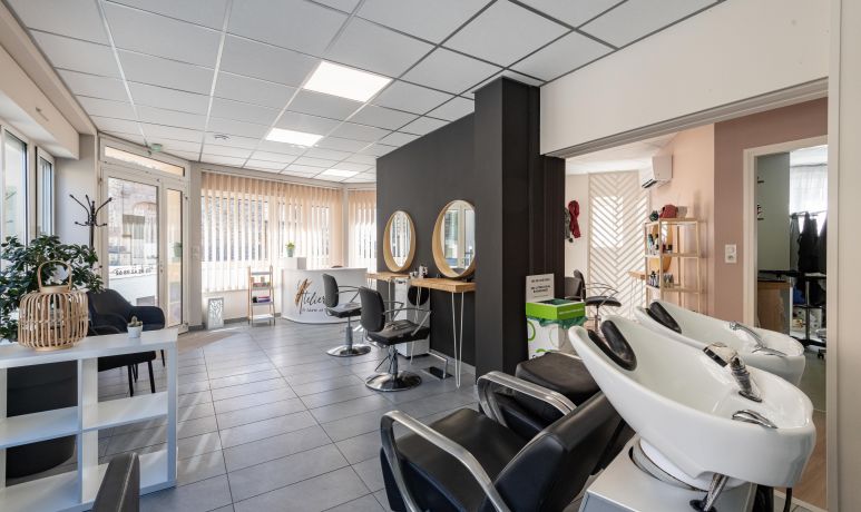 L’Atelier de Laure et Mélanie : coiffeur à Calmont - Planity