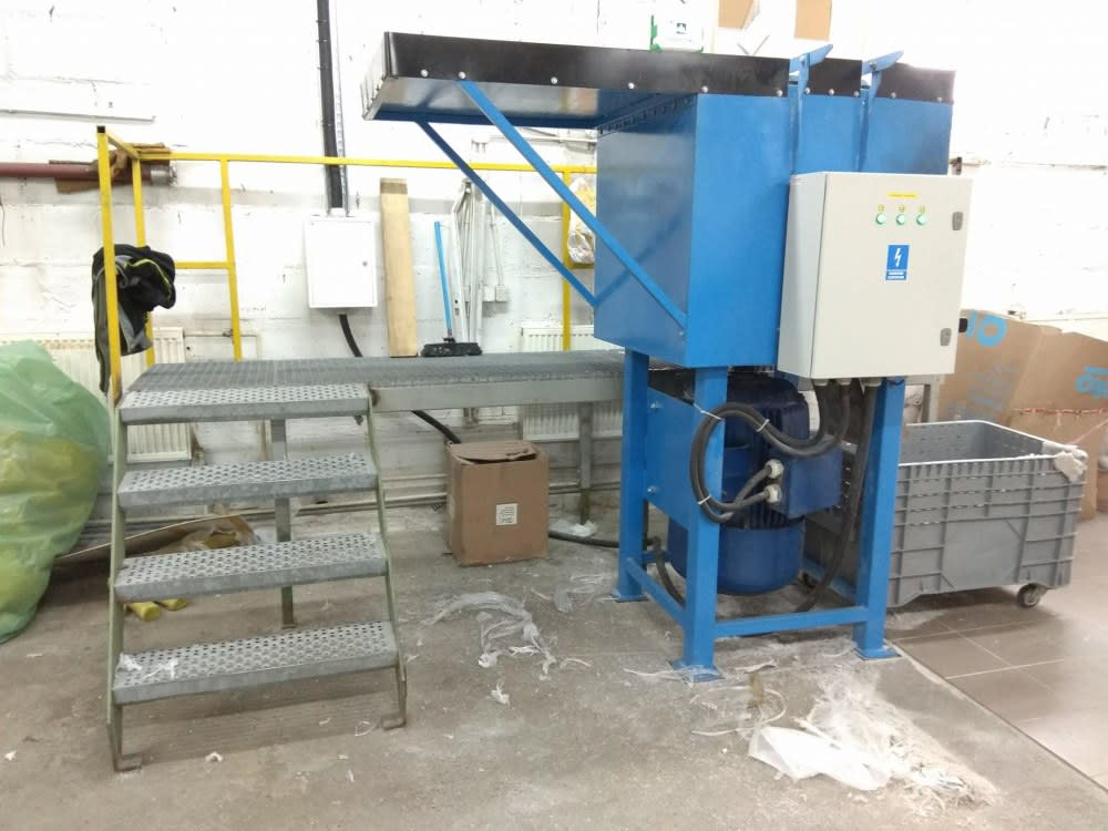 Aglomerator użytkowany pół roku wraz z podestami i stołem podawczym ...