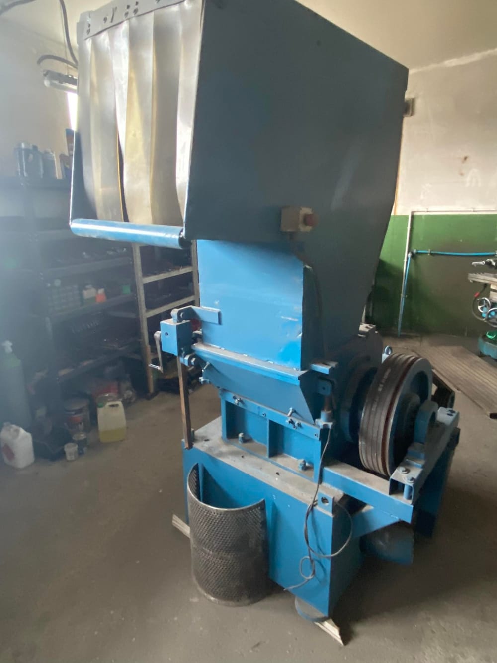 Mill for plastics with a 45kg silo, 180-250kg/h (Offer No. 128035 ...