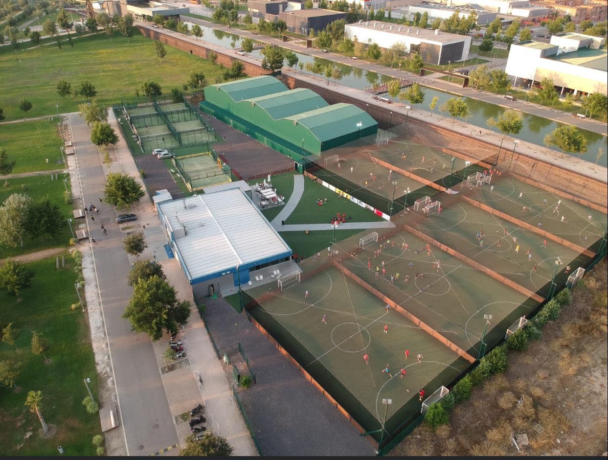 Book a court in Soccerworld Zaragoza | Playtomic
