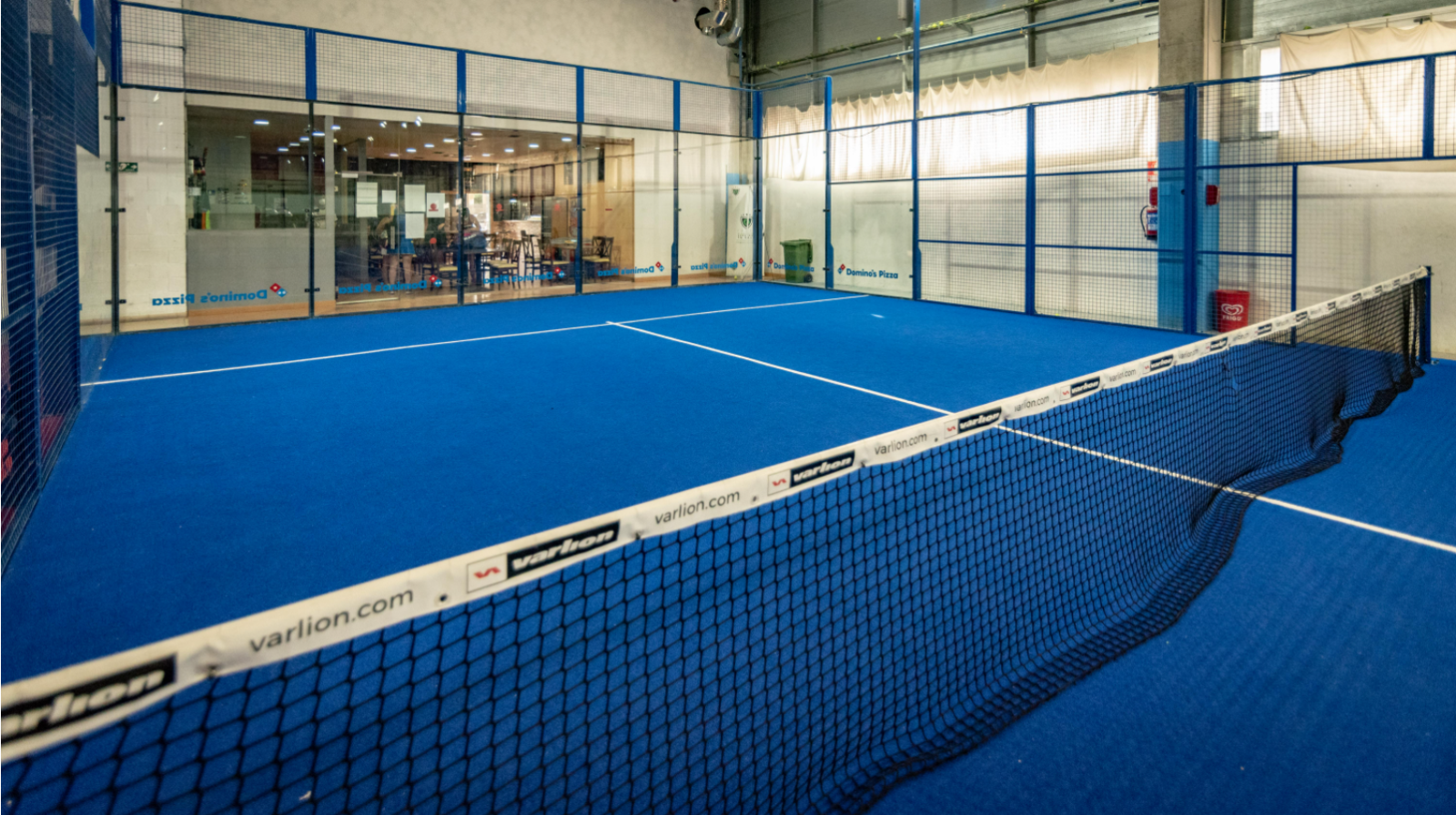 Book a court in Planet Pádel Indoor | Playtomic