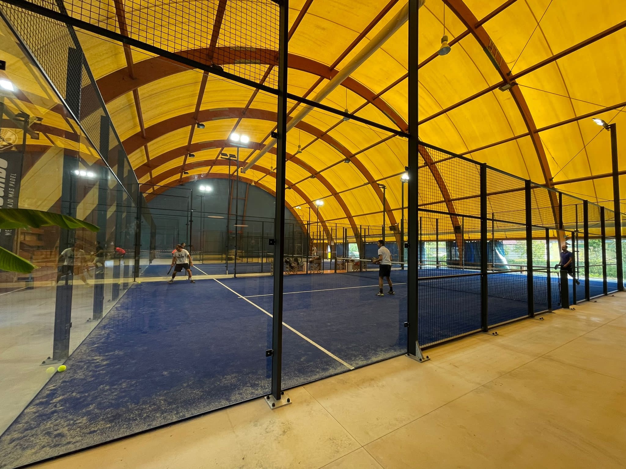 Book a court in Padel Marina di Massa | Playtomic