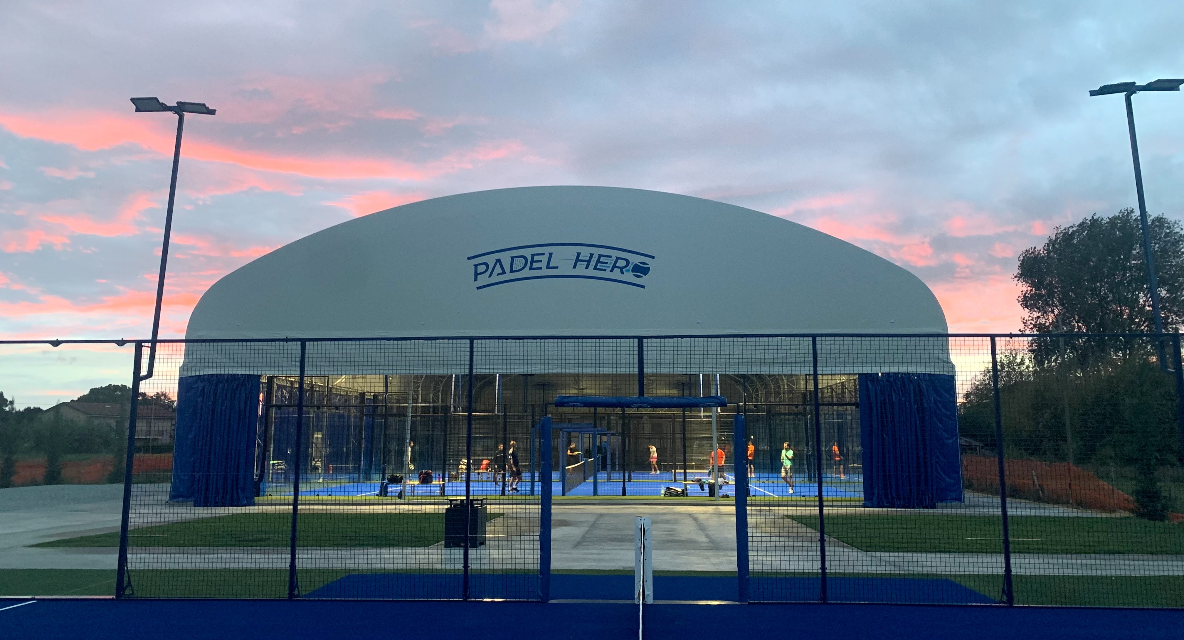 Book a court in PADEL HERO PISA | Playtomic