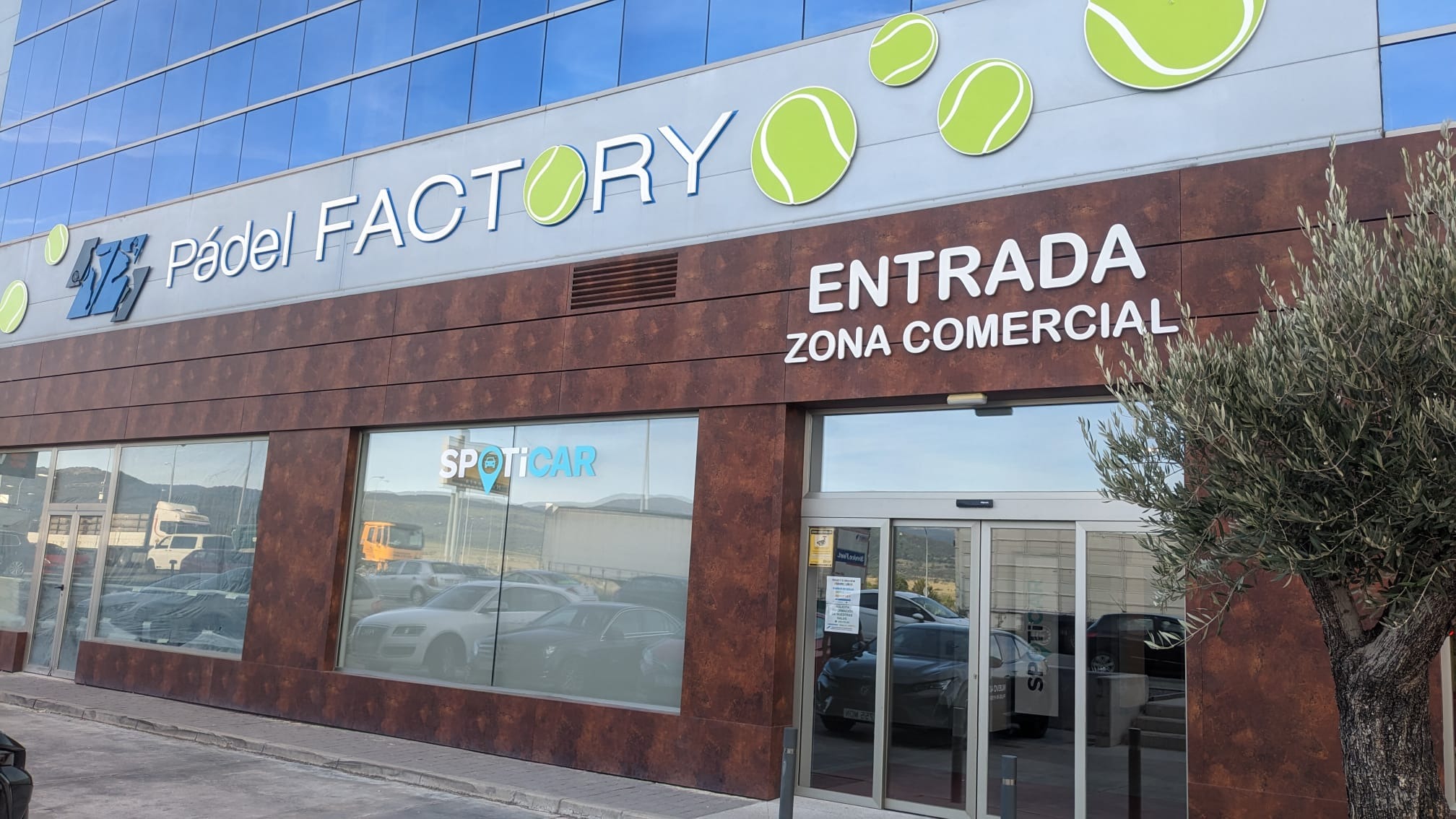 Book a court in Padel Factory Segovia | Playtomic