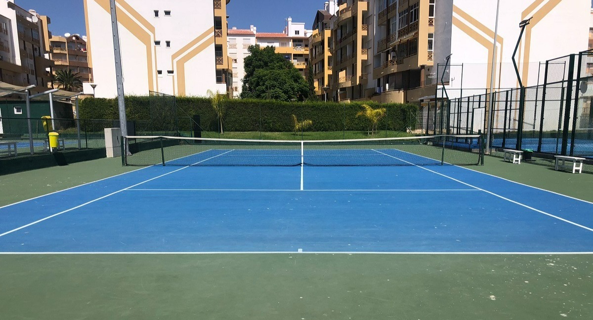 Réservez un terrain à Clube de Ténis e Padel de Lagos | Playtomic