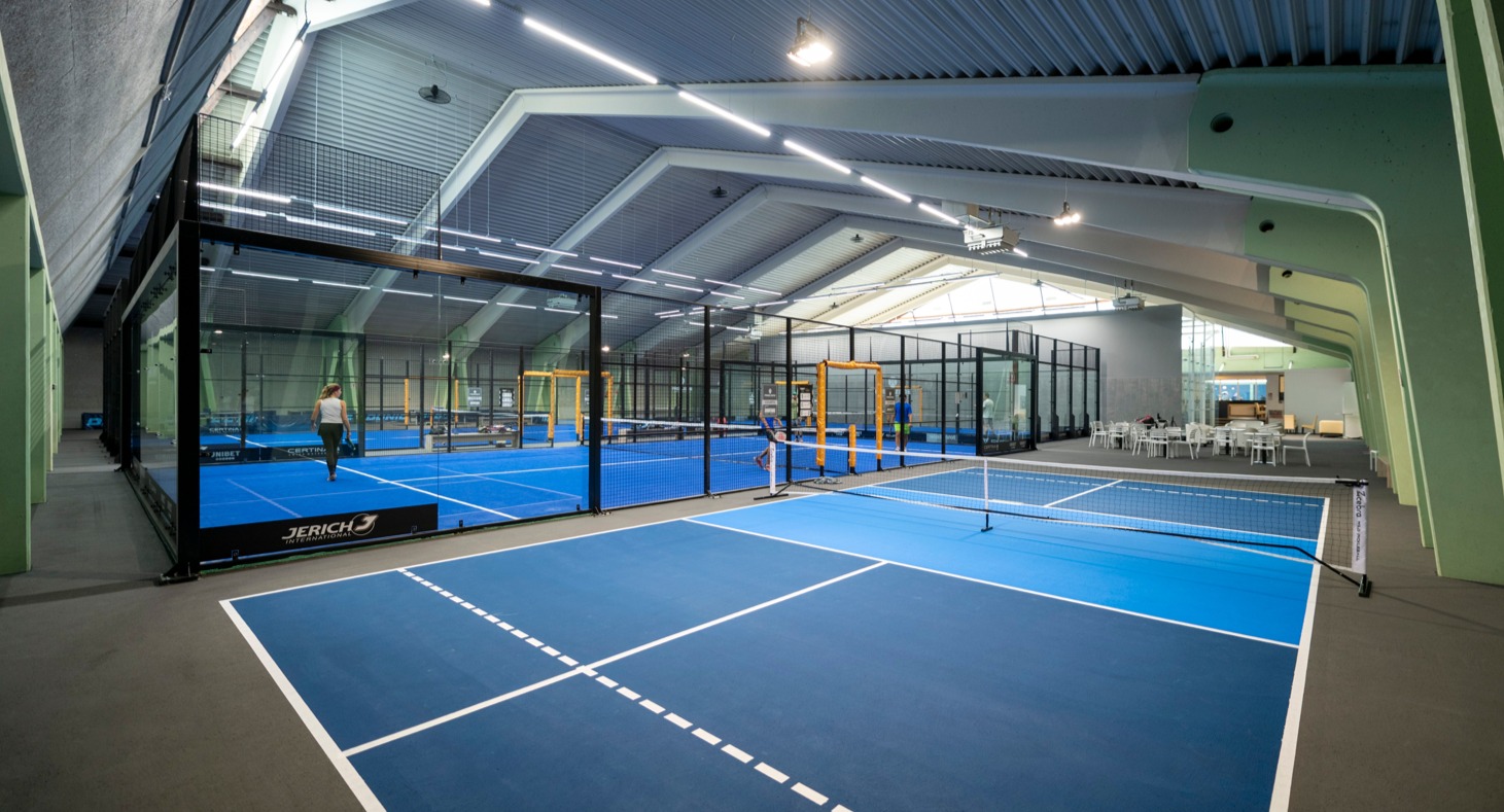 Book a court in PADELZONE Graz | Racket Sport Center Graz (ab 29.09 ...