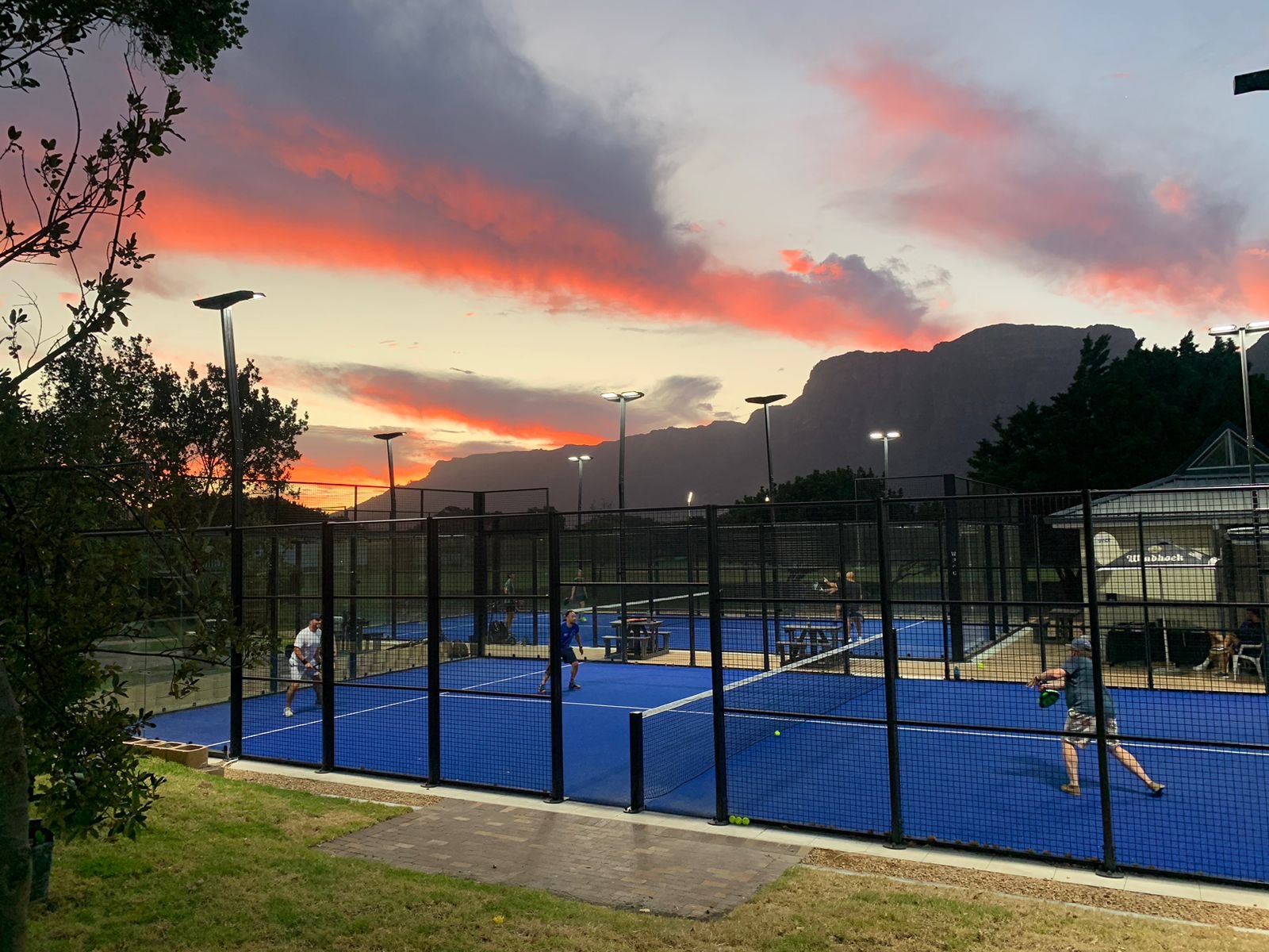 Réservez un terrain à Padel 365 @ WPCC | Playtomic