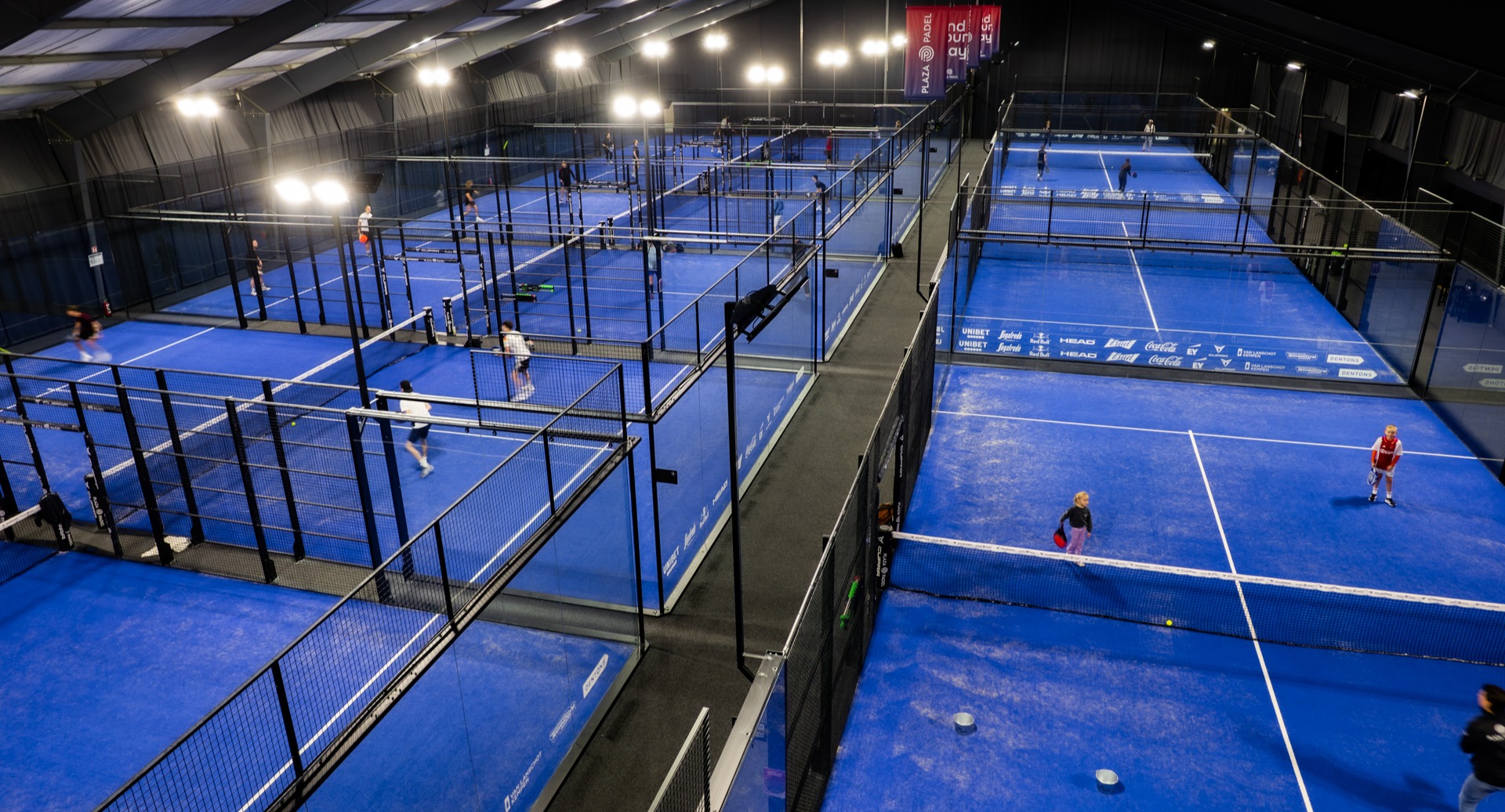 Book a court in Plaza Padel Almelo | Playtomic