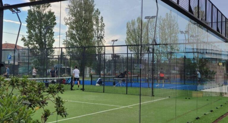 Boka en bana på PADEL CLUB VISERBA | Playtomic
