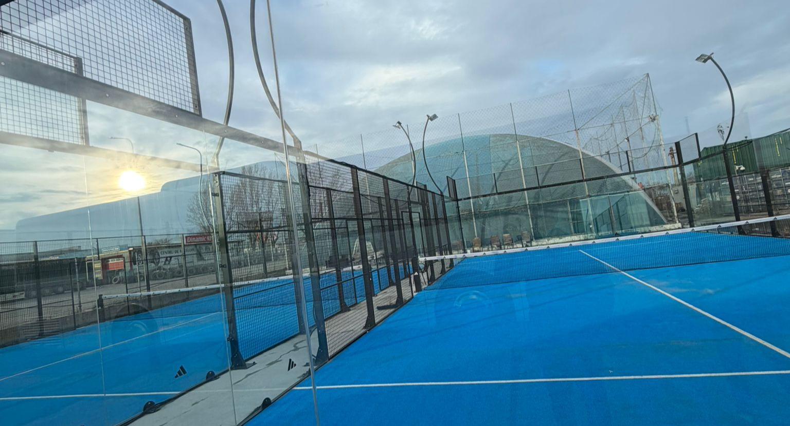 Boka en bana på Padel Regal Arena | Playtomic