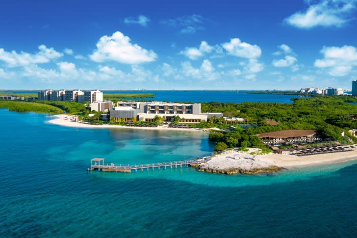 NIZUC Resort & Spa