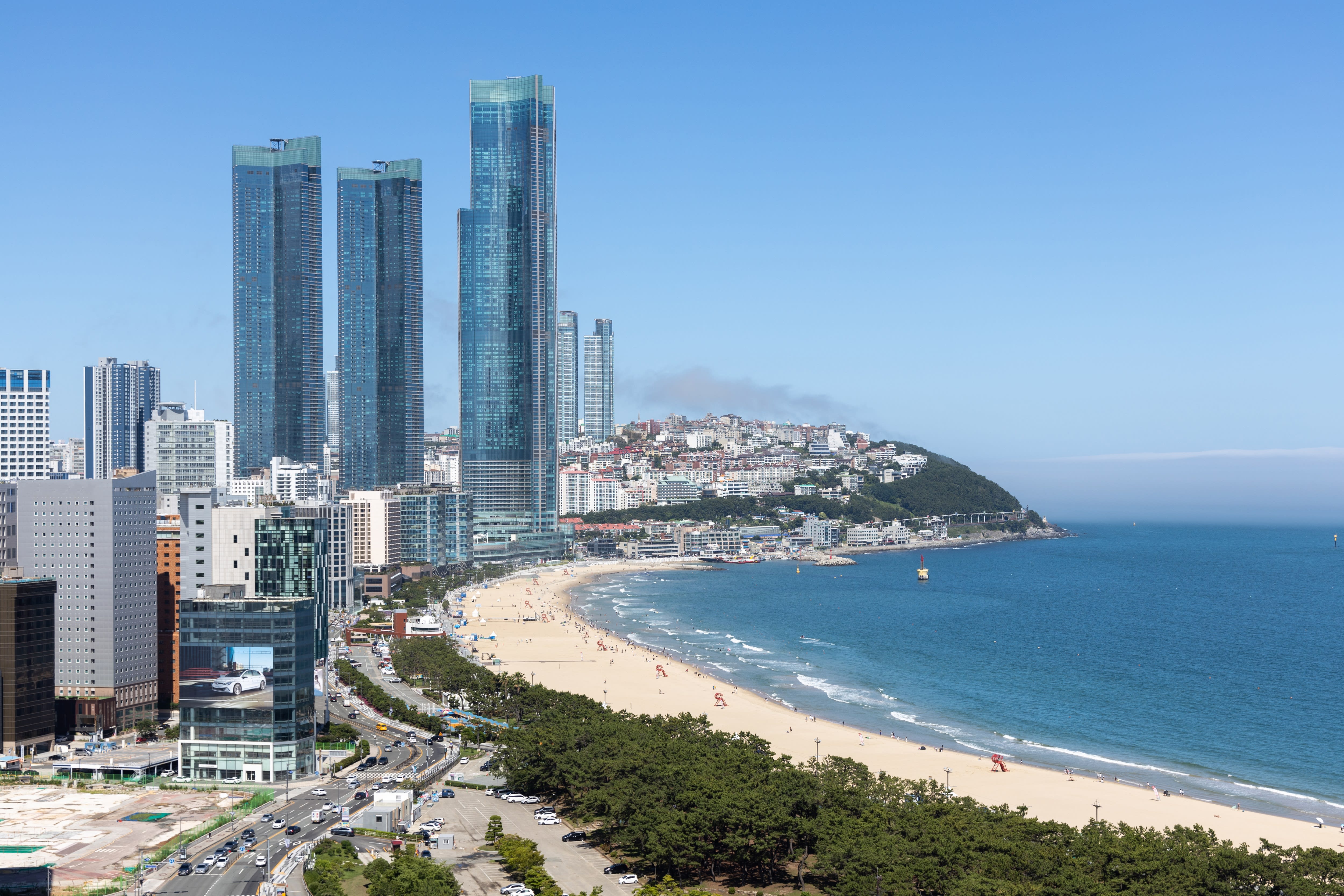 south-korea-busan-haeundae-beach.jpg