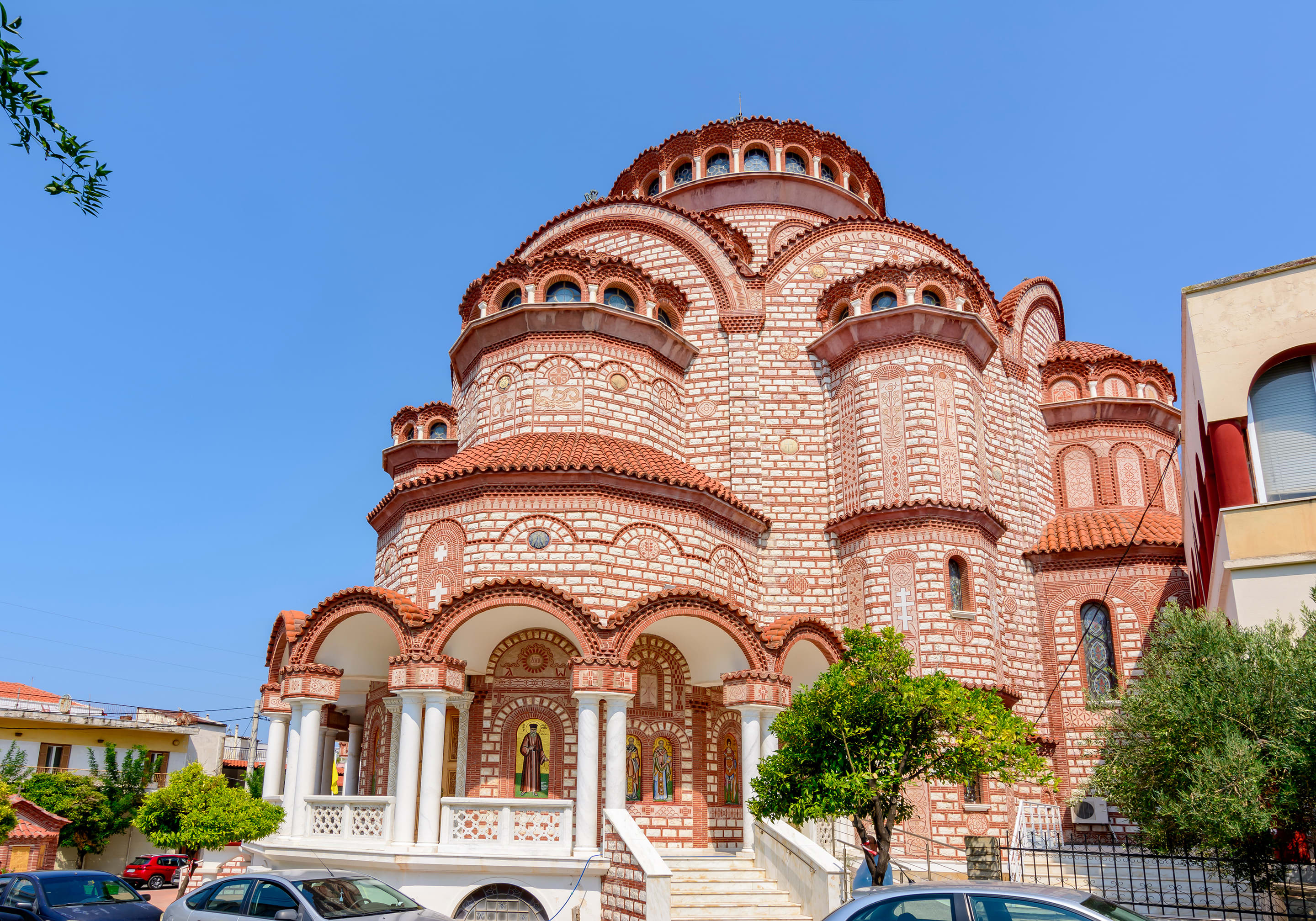 eur-greece-thessaloniki-church-as.jpg