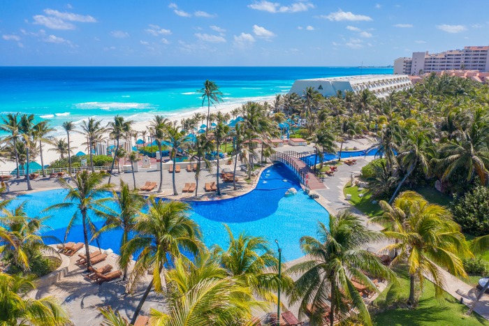 The Pyramid Cancun, Luxury All Inclusive