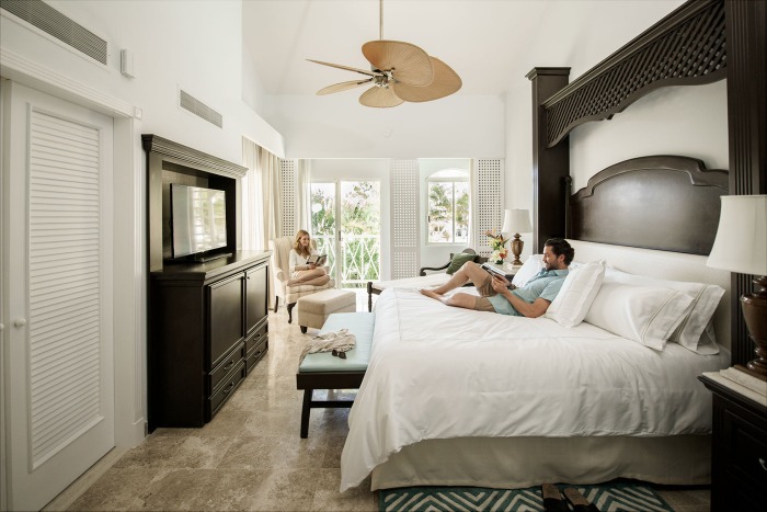 Royal Hideaway Playacar