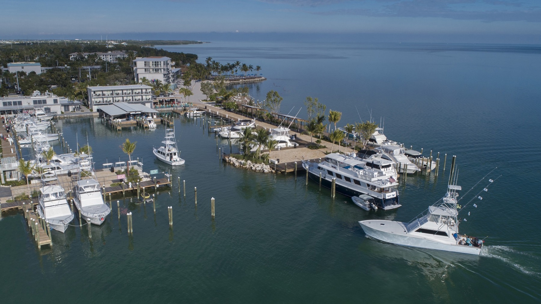 Postcard Inn Beach Resort & Marina | Pleasant Holidays