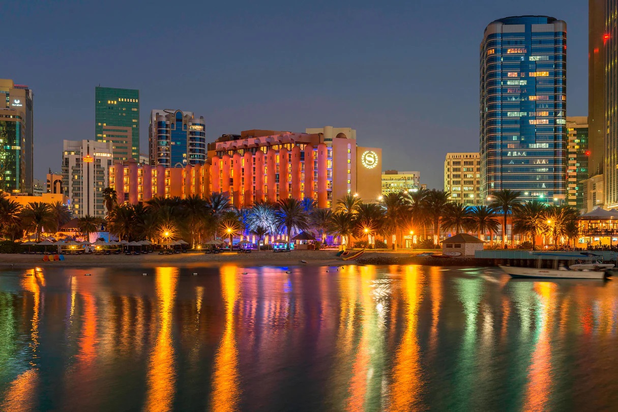 Sheraton Abu Dhabi Hotel & Resort | Pleasant Holidays
