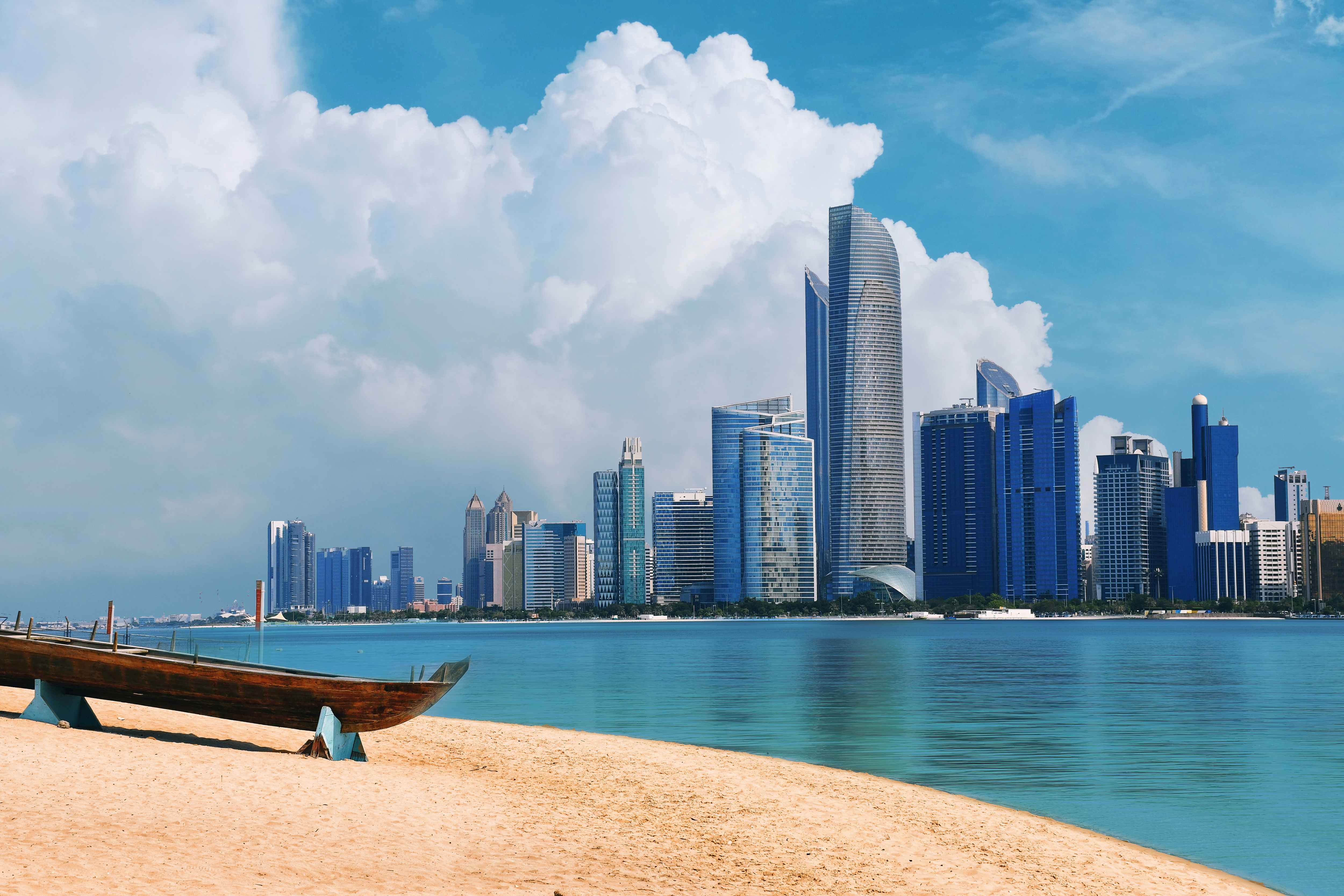 Abu Dhabi Vacations & Things to Do | Pleasant Holidays