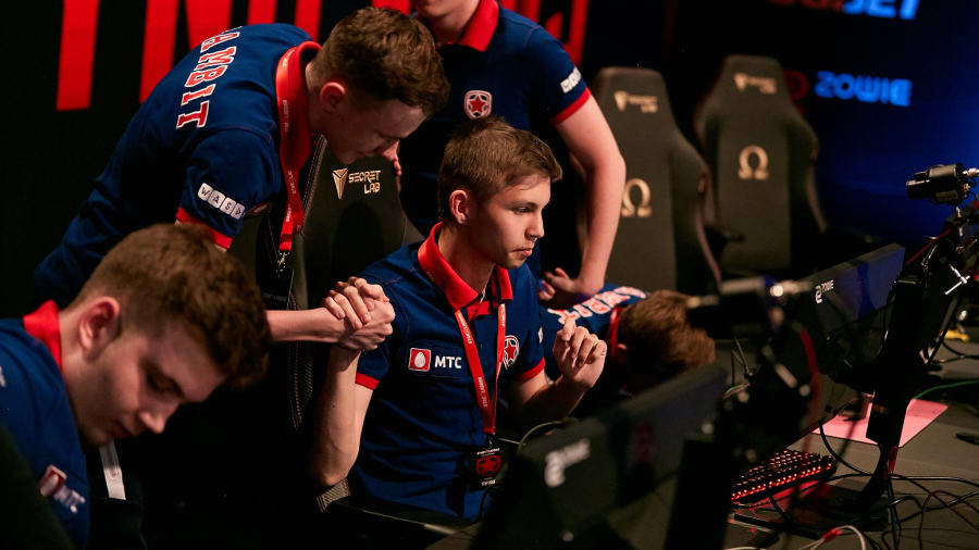 Gambit takes home first trophy of 2022 | Pley.gg