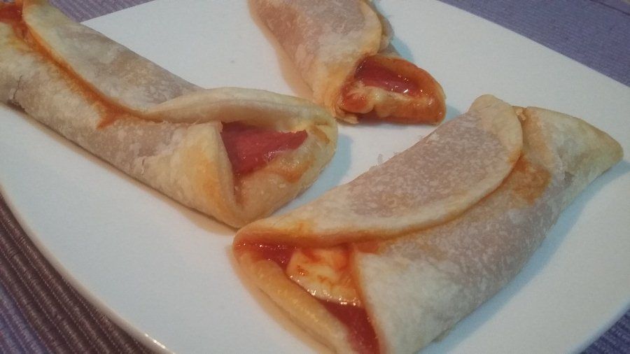 Cómo hacer Rollos de Pizza - cookcina