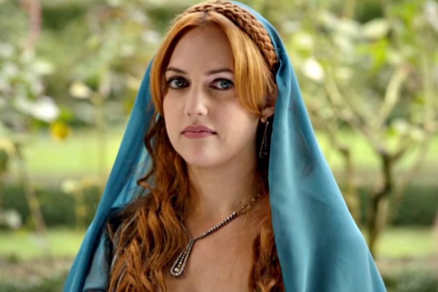 5 rápidas razones por las que amamos a Hürrem - Fucsia
