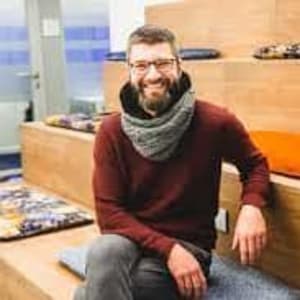 Tech Hub | Public APIs | Postman API Network