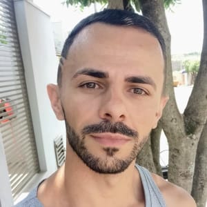 Tech Engenhoso | Postman API Network