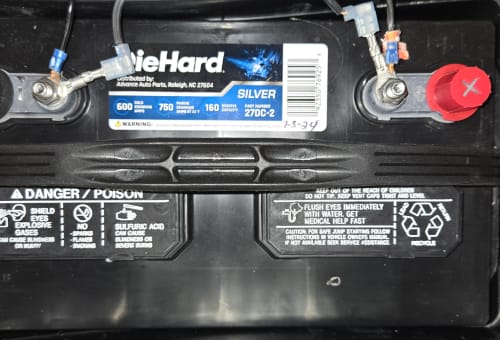DieHard Marine Battery : 27M Group Size, 600 CCA, 750 CA, 160 Minute ...